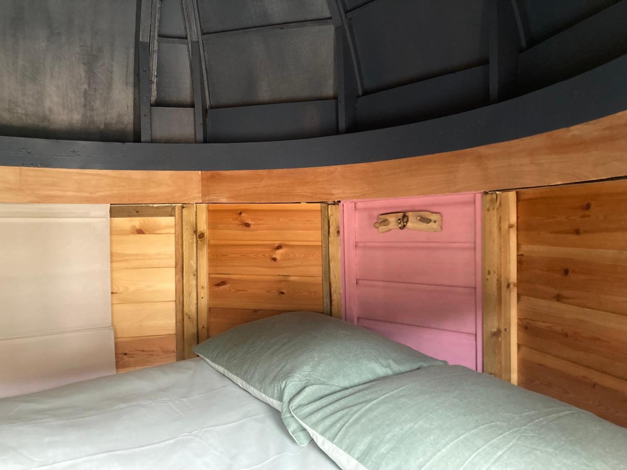 Moon pod bed store